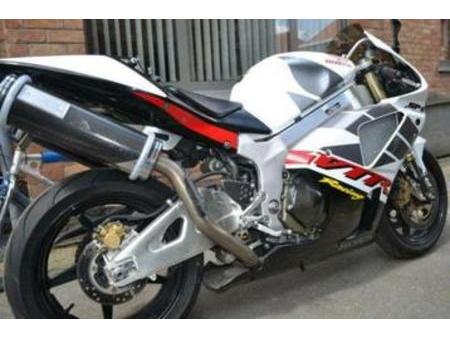 HONDA VTR occasion - Le Parking