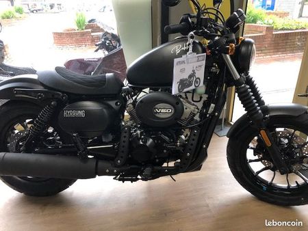 Hyosung Bobber 300 Review | Reviewmotors.co