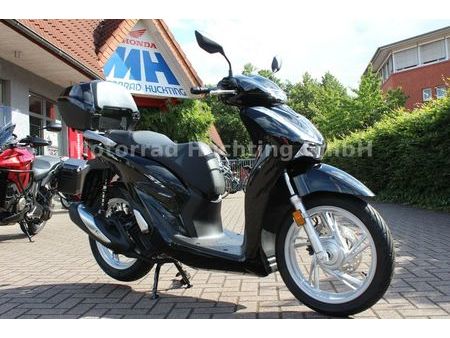 HONDA honda-sh-150-i-abs-led-smart-tc-modell-2022 occasion - Le Parking
