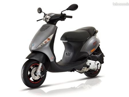 PIAGGIO PIAGGIO ZIP SP1 STAGE6 MHR MALOSSI EST DSSC Used - the parking ...