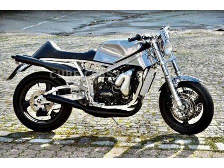 SUZUKI suzuki-suzuki-rg-500-custom-cafe-racer tweedehands - De Parking