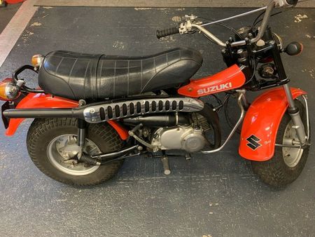 SUZUKI SUZUKI RV50 VEICOLI TARGATO D?EPOCA tweedehands - De Parking