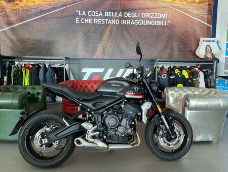 TRIUMPH oldtimer-rennmaschine-triumph-t-150-trident-metisse-rickman ...