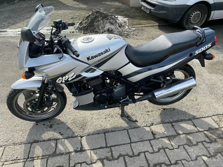 KAWASAKI kawasaki-gpz500-cafe-racer de segunda mano el Parking
