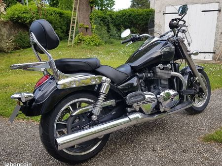 TRIUMPH triumph-thunderbird-commander-1700-abs occasion - Le Parking