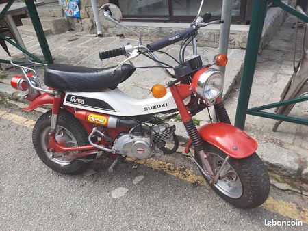 SUZUKI suzuki-van-van-1972-50-cm-cube-pizza-marche tweedehands - De Parking