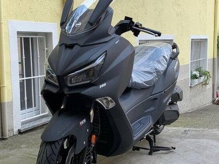 SYM sym-joymax-z-300cc-maxi-scooter-2022 Gebrauchtmotorrad