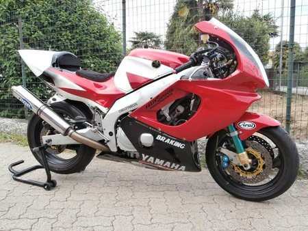 YAMAHA r6-yamaha-2002-in-hessle-east-yorkshire-gumtree Used - the ...