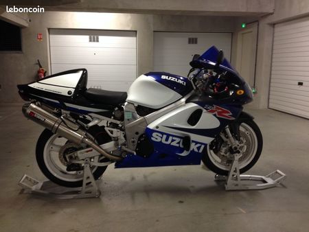 SUZUKI suzuki-tlr-1000 Used - the parking motorcycles