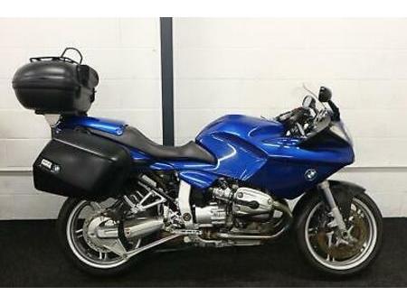 BMW bmw-r1100s-bmw-panniers-top-box-centre-stand Used - the parking ...