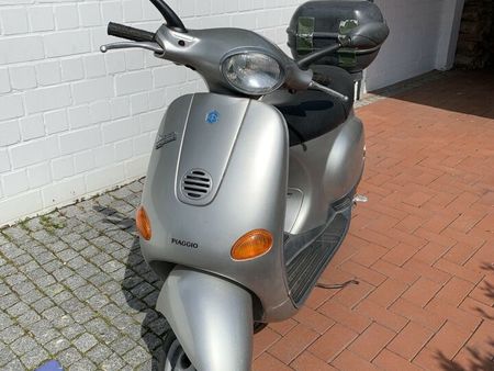 PIAGGIO piaggio-vespa-et2-50-km-h Gebrauchtmotorrad