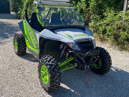 ARCTIC CAT quad-ssv-wildcat-700 occasion - Le Parking