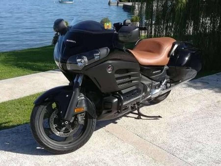 HONDA 1976-honda-ltd-goldwing-gl1000-very-rare-in-this-cndtn-16-500 ...