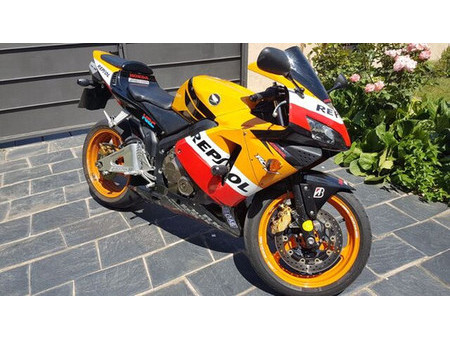 HONDA honda-cbr-600rr-repsol-con-thunder Used - the parking motorcycles