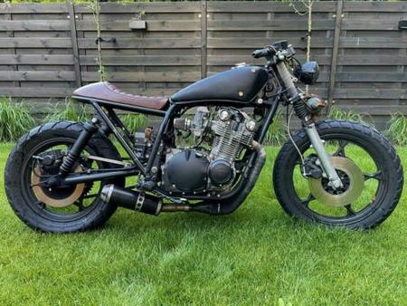 SUZUKI suzuki-gs1000-custom-caferacer Used - the parking motorcycles