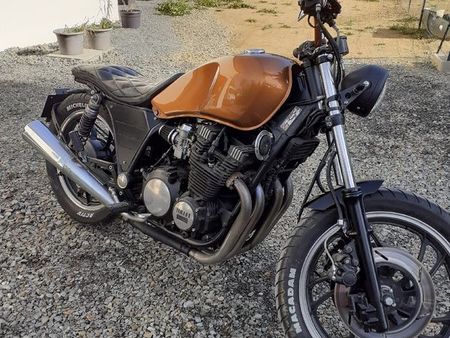 Yamaha Maxim 750 Cafe Racer | Reviewmotors.co