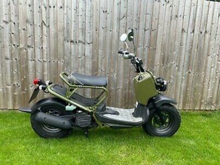 HONDA honda-zoomper-nps50-nps-50-scooter-mot-low-mileage-commuter ...