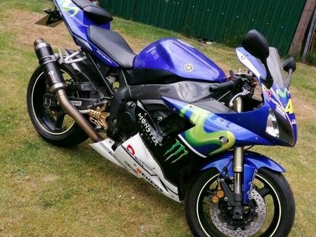 Yamaha R1 2022 Rossi