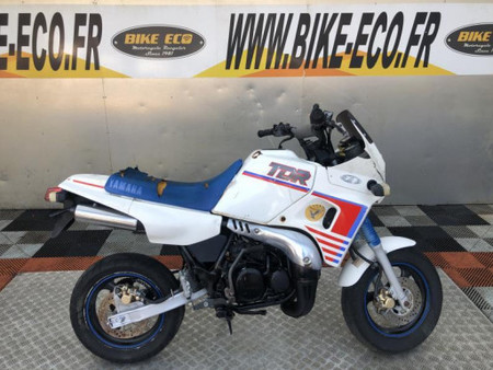 YAMAHA 3X YAMAHA TDR-250 MOTOR LÄUFT FÜR NEUAUFBAU Gebrauchtmotorrad