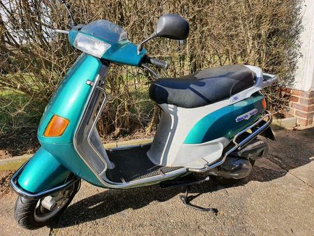 PIAGGIO motorroller-piaggio-skr-125-leichtkraftrad Occasione - Il ...