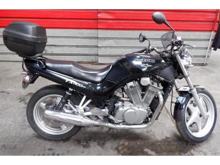 SUZUKI vx-800-cafe-racer Gebrauchtmotorrad