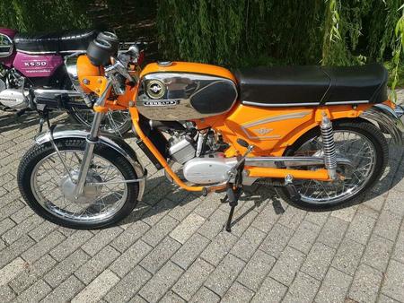 ZUNDAPP zundapp-ks-50-watercooled-orange-wie-neu-5-gang Gebrauchtmotorrad