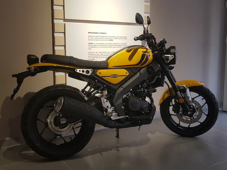 Yamaha XSR 125 2022 Impact Yellow Unboxing | atelier-yuwa.ciao.jp