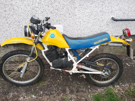 SUZUKI suzuki-ts-50cc-road-legal-in-forfar-angus-gumtree occasion - Le ...