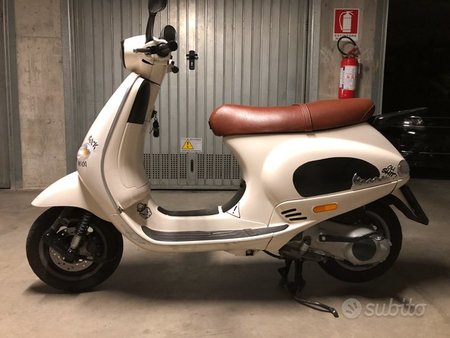 PIAGGIO vespa-et4-125cc occasion - Le Parking
