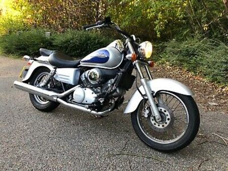 HONDA honda-shadow-125-vt125c-vt125-vt-125-v-twin-custom-11k-miles ...