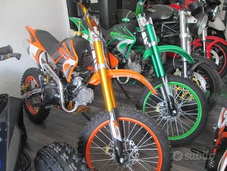 BETA cross-mini-rxf-guazzoni-50cc-4t-avv-elettrico-r10 tweedehands - De ...