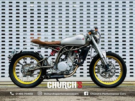 CCM ccm-spitfire-scrambler-no-178-of-250-gbp4500-extras-ohlins-twin ...