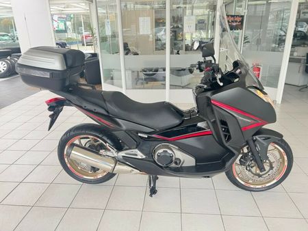 HONDA honda-rc71-nc-750-d-integra-s-nur-4700-km Gebrauchtmotorrad