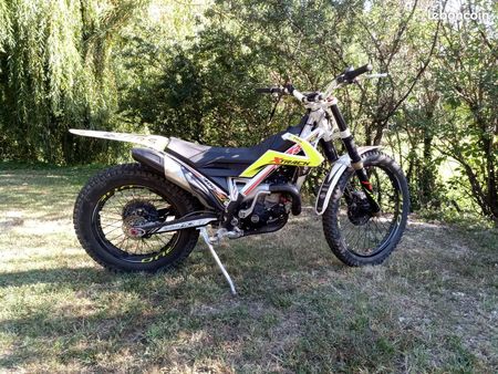 TRS trs-300-x-track-et-trial-trrs-xtrack-tres-bon-etat tweedehands - De ...