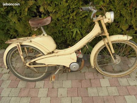 MBK mobylette-motobecane-av44-av-44-jaune occasion - Le Parking