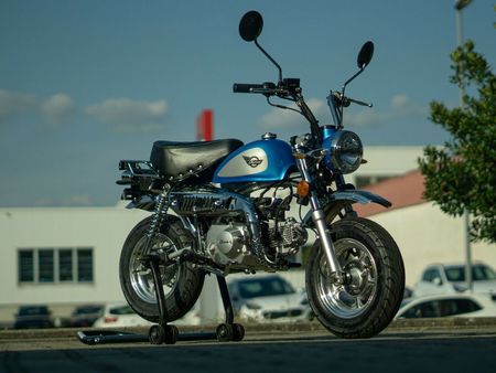 SKY TEAM monkey-dax-skyteam-umbau-250ccm-moped-streetfighter-50ccm ...