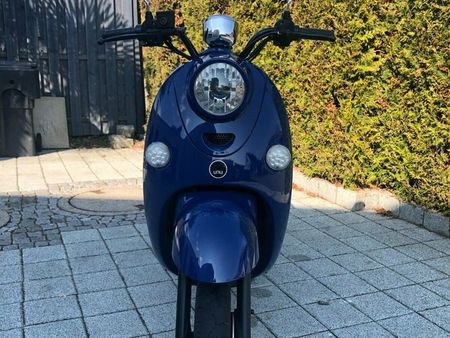 UNU unu-classic-retro-e-scooter-2kw-45-km-h-blau-sitzbank-cognac ...