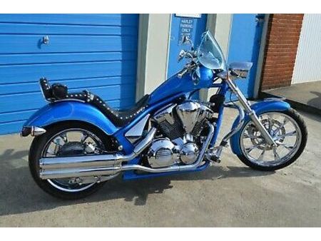 HONDA honda-fury-vt1300-cx-a-2010-chrome-custom-wheels-custom-paint ...