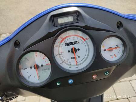 SYM sym-jet-euro-x-red-devil-roller-49-4cm3 Gebrauchtmotorrad