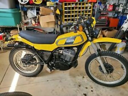 YAMAHA 1978-yamaha-dt-400-street-legal-enduro-with-title-runs-great ...