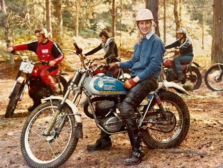 BULTACO bultaco-trials-bike-250cc-sherpa-1975-renee-bennett-s-blue ...