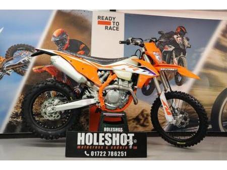 KTM ktm-excf-350-2023-brand-new-enduro-bike-gbp1000-discount de segunda mano el Parking