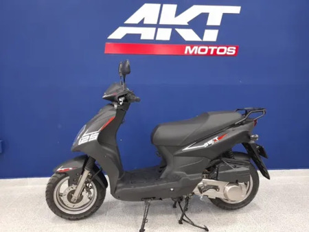 AKT akt-jet-125-modelo-2023-unico-dueno-recibo-permuta tweedehands - De ...
