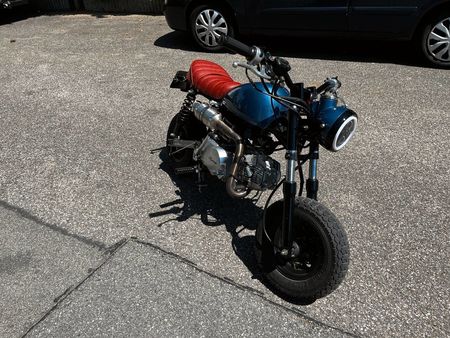 SKY TEAM honda-skyteam-monkey-125-cafe-racer-umbau-tausch-gg-cross ...