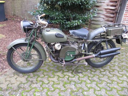 MOTO GUZZI moto-guzzi-super-alce-im-originalzustand-aus-sammlung ...