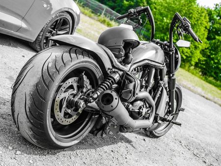 Harley Davidson V Rod Muscle Bobber | Reviewmotors.co
