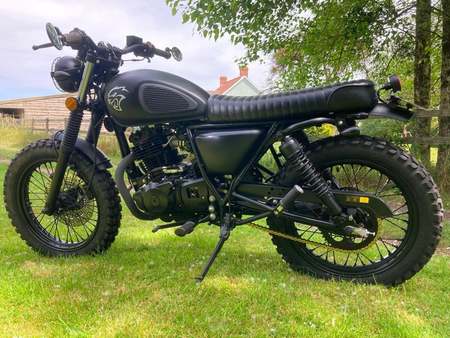 MUTT MOTORCYCLES mutt-250-mongrel-fat-sabbath-flat-tracker-petrol ...