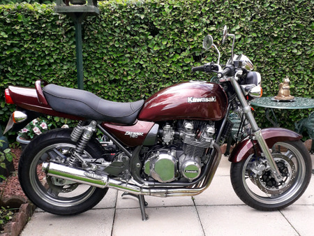 KAWASAKI kawasaki-zephyr-750-totally-restored-1994-24-300-miles Used ...