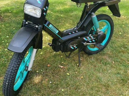PIAGGIO vespa-piaggio-super-bravo-mofa Gebrauchtmotorrad