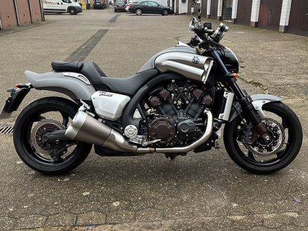 YAMAHA yamaha-vmax-1700 Used - the parking motorcycles